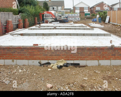 Expanded polystyrene slabs as energy saving heat insulation to ground ...