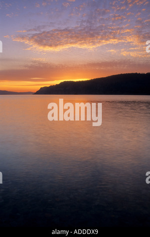 Sunset over the Columbia River at Viento State Park, Columbia River ...