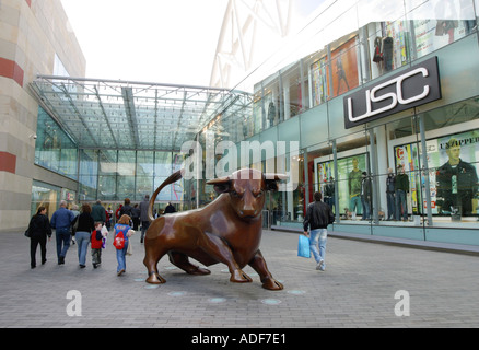 Brummie the Bull, the Bullring Bull at the main entrance to the west ...