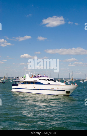 Cowes,Cruise,England,Isle of Wight,Liner,Queen may 2,The Solent,UK ...