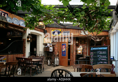 Interior of Traditional Old English Pub Stock Photo - Alamy
