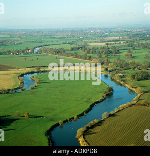 Aerial view of the River Severn winding its way through Leighton in ...