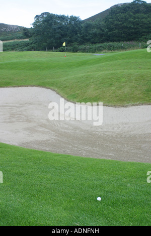 Golf course bunker sport hard obstical difficult Stock Photo - Alamy