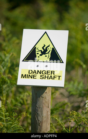 Dangerous Mine Shaft Sign, Cornwall Stock Photo - Alamy