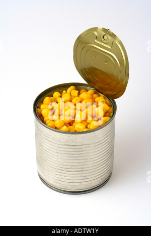 Canned corn in a tin can. canned food. Isolated on white background ...