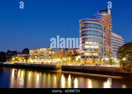Putney Wharf Tower apartment block (formerly ICL tower) on Putney ...