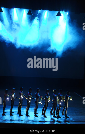 Acrobat Beijing stage show Stock Photo - Alamy