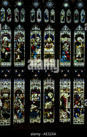 Vitrage church window in Stratford upon Avon Stock Photo - Alamy