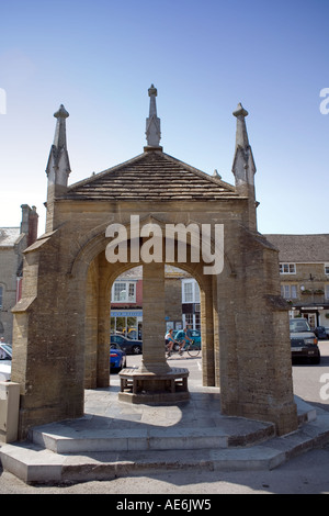 The Square, Beaminster, west Dorset, England Stock Photo - Alamy