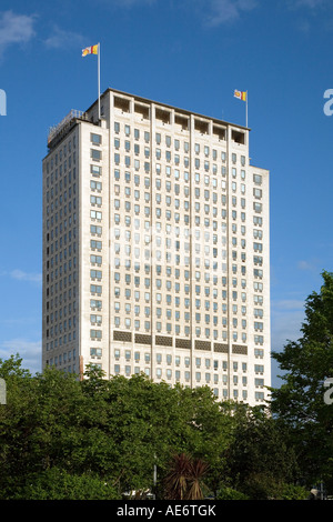 Shell Building River Thames London Stock Photo - Alamy