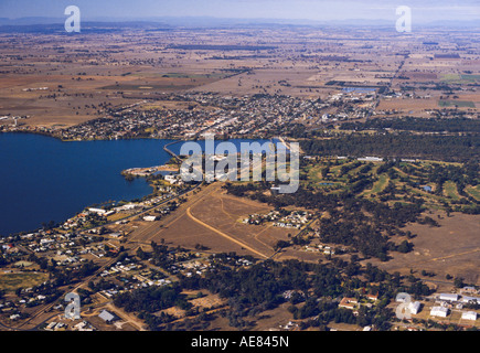 Yarrawonga and Mulwala townships on “Lake Mulwala” Australia Stock ...