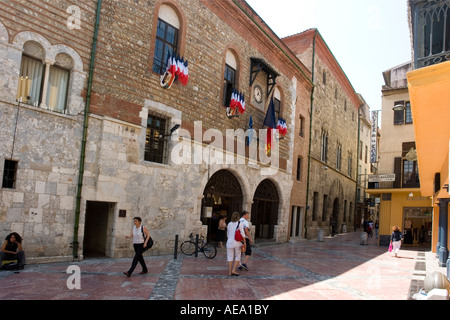 Hotel de Ville. Perpignan, Roussillon, France Stock Photo - Alamy