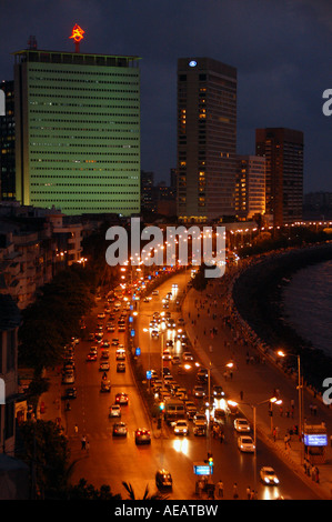 Marine Drive traffic at night, Mumbai, India Stock Photo - Alamy