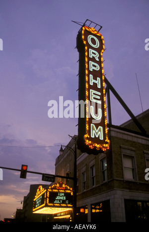 Orpheum Theater in Memphis at Beale Street - MEMPHIS, UNITED STATES ...