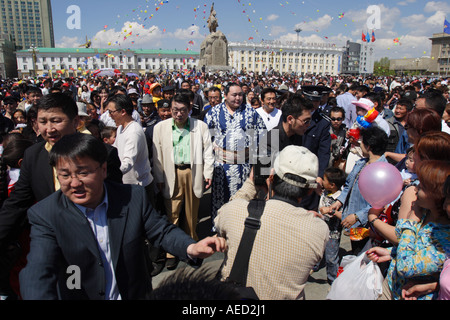 Mongolian Sumo star Asashoryu Akinori attends Children's Day festival ...