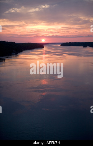 New York, St. Lawrence Seaway, Thousand Islands. The "American Narrows ...