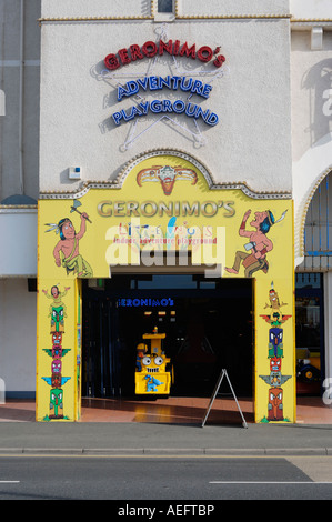 Geronimos amusement arcade in Rhyl Stock Photo - Alamy