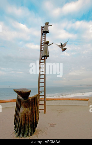 Mexico Puerto Vallarta Colunga Sculptures Stock Photo - Alamy