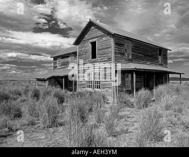 Abandoned homestead The Shirk Ranch Near Adel Oregon Stock Photo - Alamy