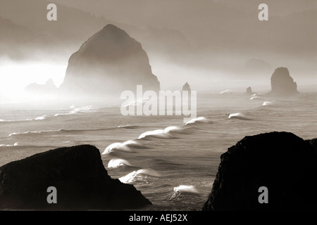 Waves with offshore wind at Cannon Beach Oregon Stock Photo - Alamy