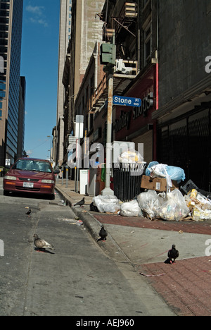 Heap of trash in downtown of Dallas, Texas Stock Photo - Alamy