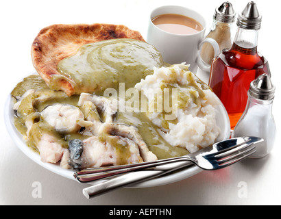 Pie and mash with eel liquor sauce or Parsley sauce at M. Manze Pie ...
