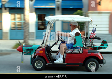 Golf Club Cart with propeller wings and tailplane spotted in The ...