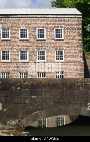 Sir Richard Arkwright first water powered spinning cotton mill at ...