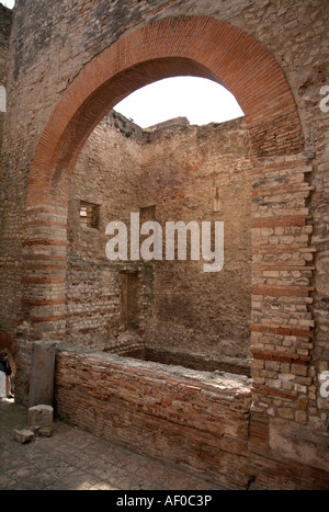 Les thermes de Constantin (The Thermae of Constantine). Arles. Provence ...