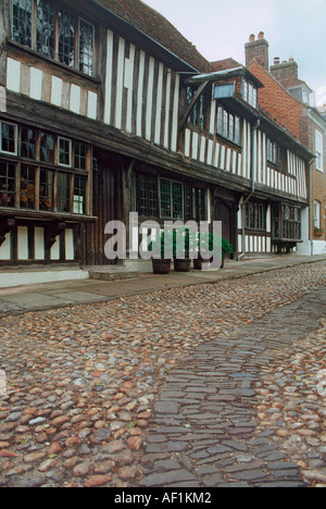 Cobbled street in Rye sussex England Stock Photo - Alamy