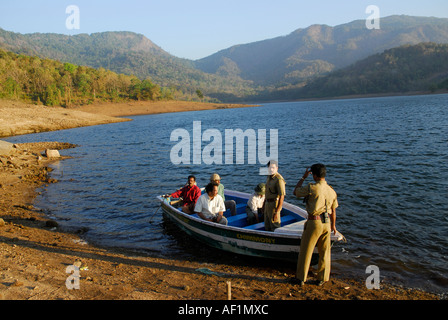 BOATING IN RESERVOIR OF CHIMMINI DAM THRISSUR Stock Photo - Alamy