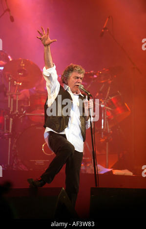 Dan McCafferty, lead singer of the rock band "Nazareth" at a concert ...