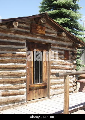 old wild west jail door with small window Stock Photo - Alamy