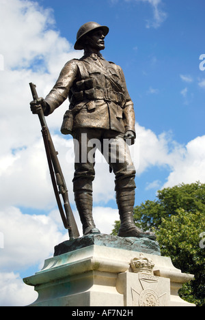World War 1 soldier statue Winchester Stock Photo: 27684968 - Alamy