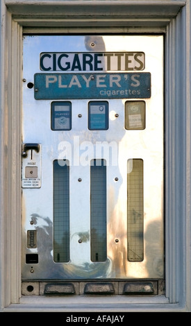 Vintage cigarette vending machine Stock Photo - Alamy