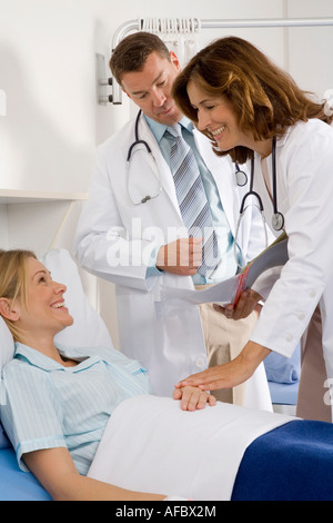doctors on ward round Stock Photo - Alamy