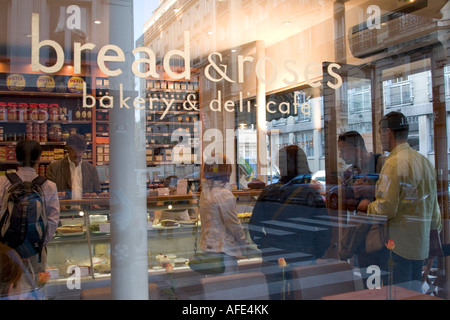Bread and Roses Cafe Bistrot on the left bank of Paris France 2007 ...