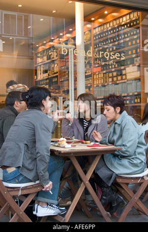 Bread and Roses Cafe Bistrot on the left bank of Paris France 2007 ...