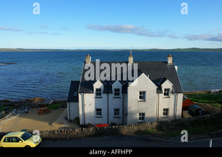 SCOTTISH ISLAND ISLAY Bowmore village Stock Photo - Alamy
