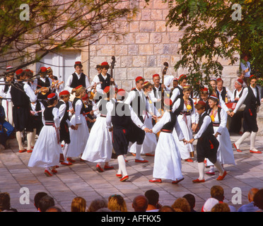 Traditional Dancers Of Cilipi Dubrovnik Croatia Stock Photo - Alamy