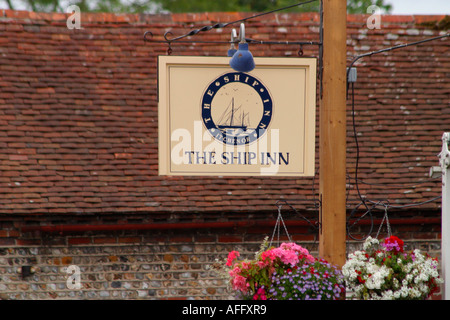 The Ship Inn, Itchenor, West Sussex Stock Photo - Alamy