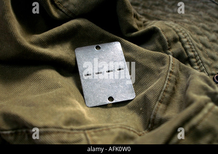 Israeli military uniform and dogtag Stock Photo - Alamy