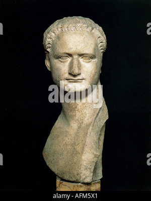 Bust of Emperor Domitianus - Domitian ( Titus Flavius Caesar Domitianus ...