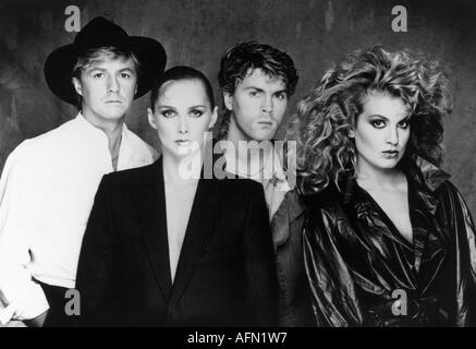 BUCK'S FIZZ UK pop group about 1985. From left: Cheryl Baker, Mike ...