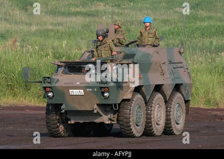 Type 82 Command Communication Vehicle of Japan Ground Self-Defense ...
