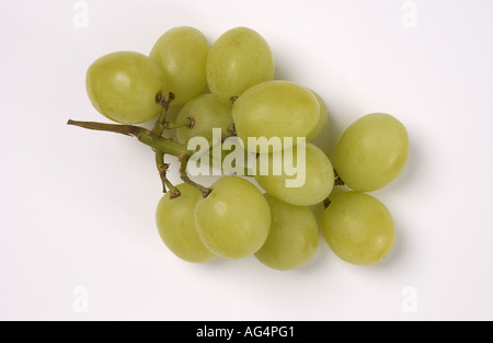 Small Bunch of Grapes Stock Photo - Alamy