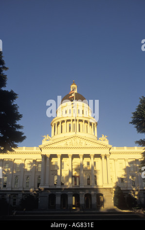 The west side of the United States Capitol Building in Washington DC ...