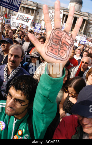End the Occupation in Iraq demo London 27 September 2003 Stock Photo ...