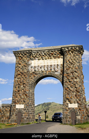 Yellowstone North Entrance Sign near Gardiner Montana Stock Photo - Alamy
