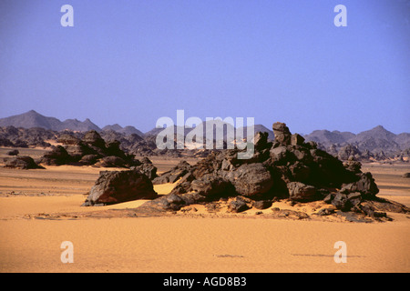 Libya Libyen scenic at the Akakus mountains Acakus Acacus rock monument ...